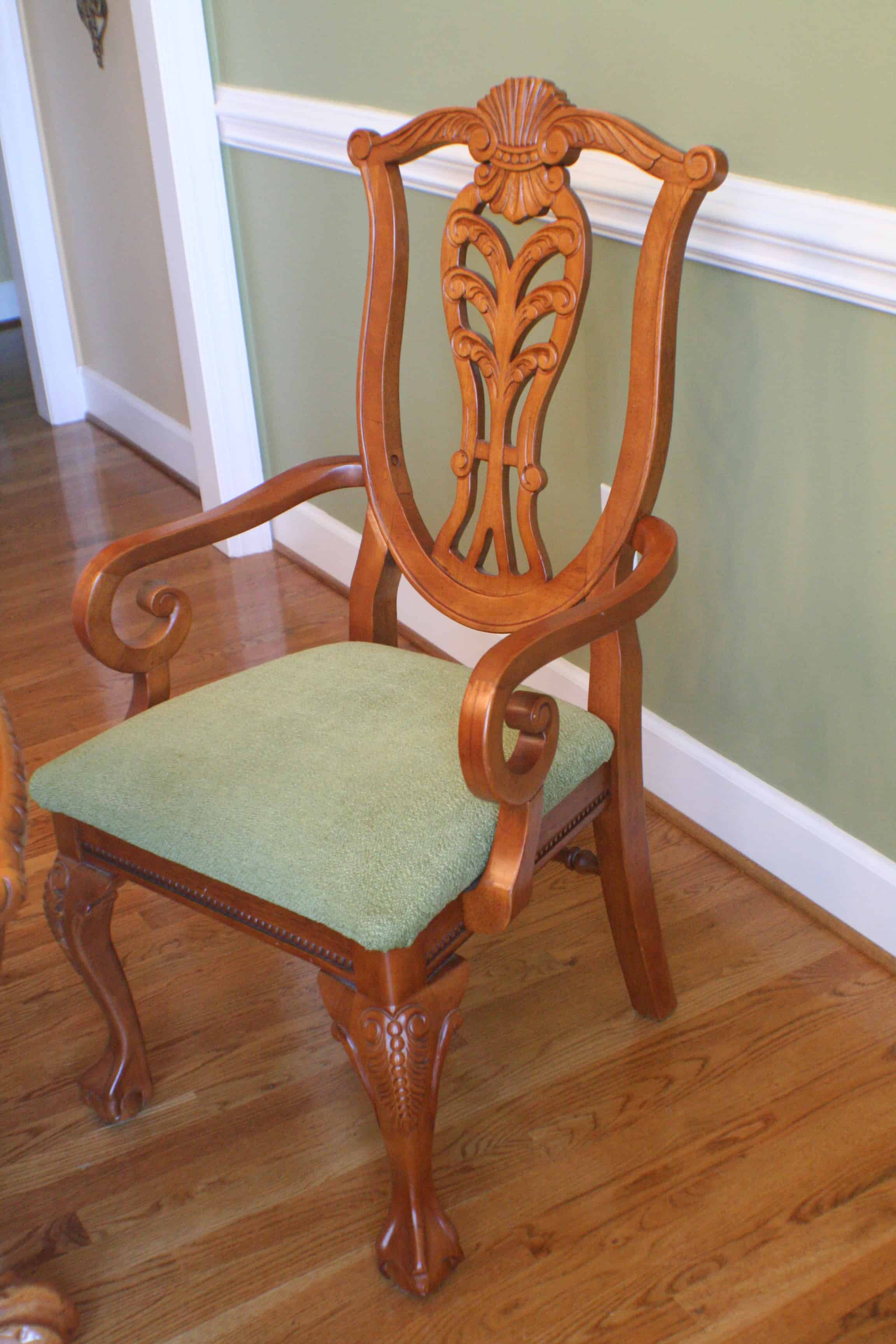 Spray Painted dining room table and chairs - At Home With The Barkers
